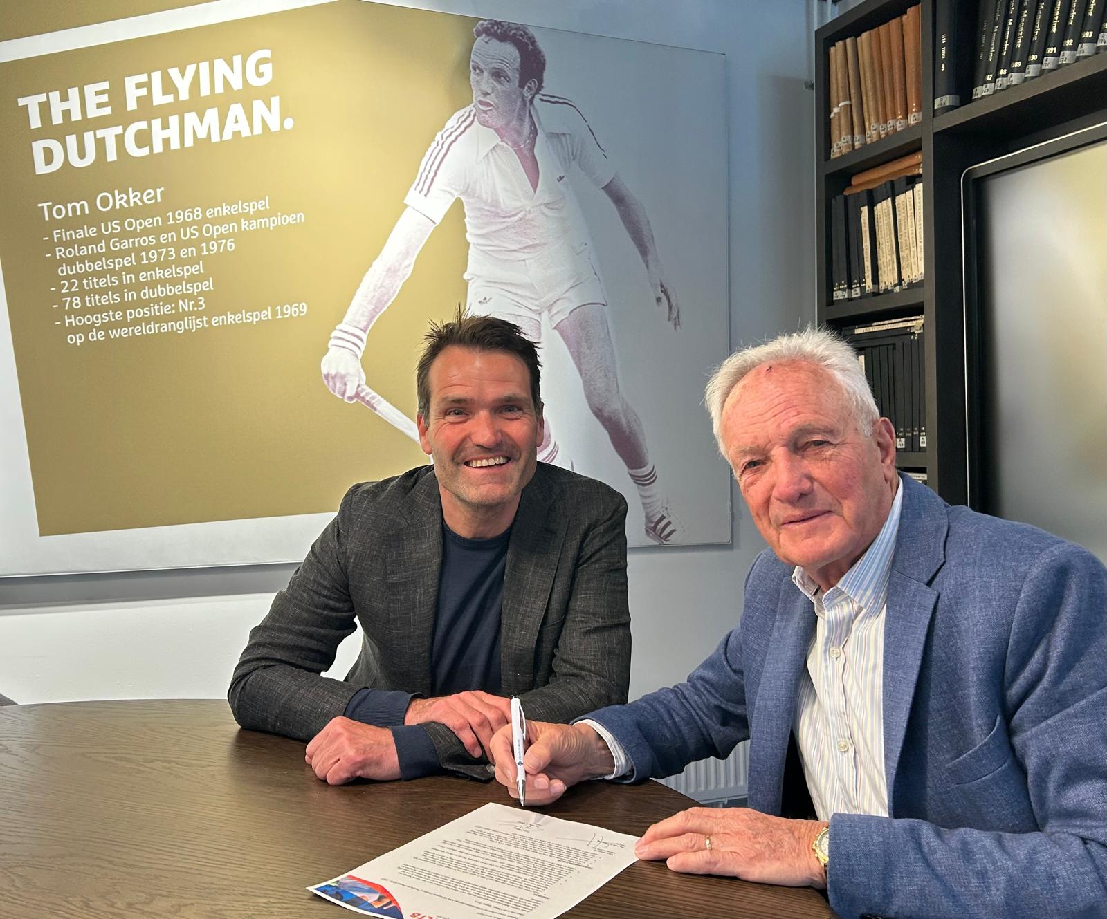 Tom Okker verlengt ambassadeurschap OldStars tennis en padel tijdens ...